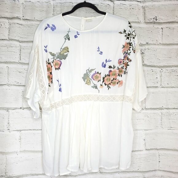 Lost Ink | Tops | Lostink Floral Embroidery Flutter Shirt ...